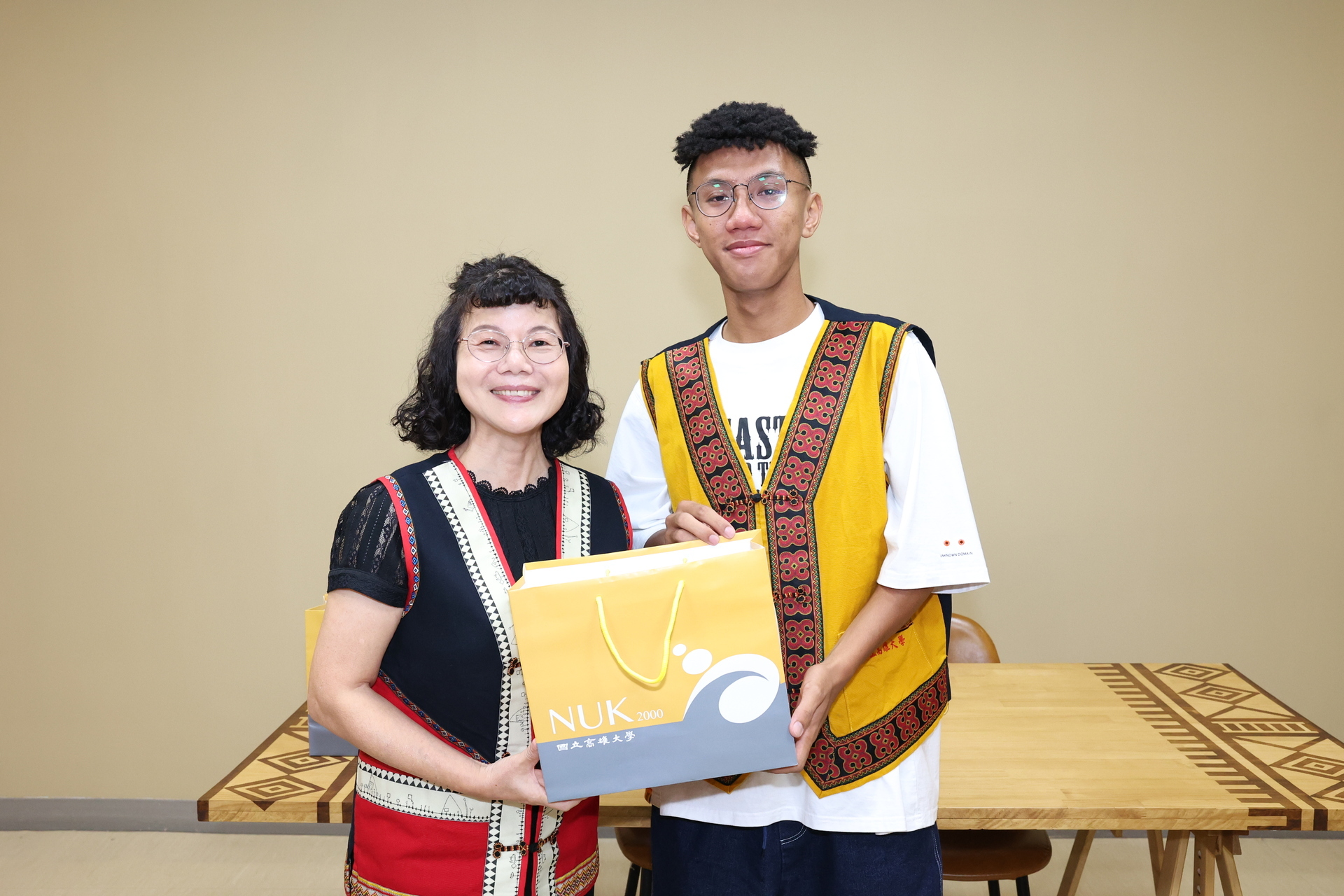Cheng-Han Li, Jui-Peng Tseng, Wei-Ting Tu, Ya-Bo Chu, and Kao Yang from ...